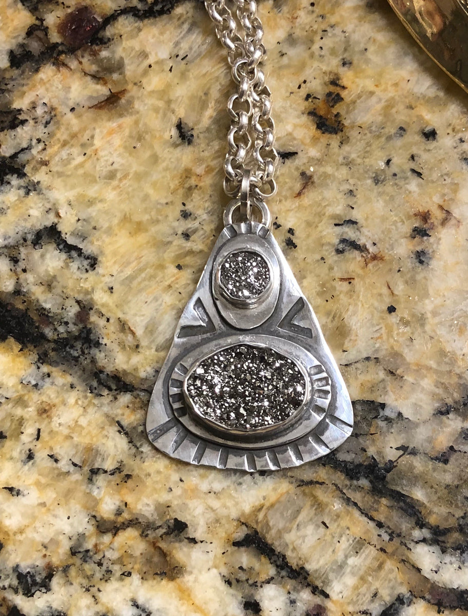 NECKLACES – SILVER HOBO